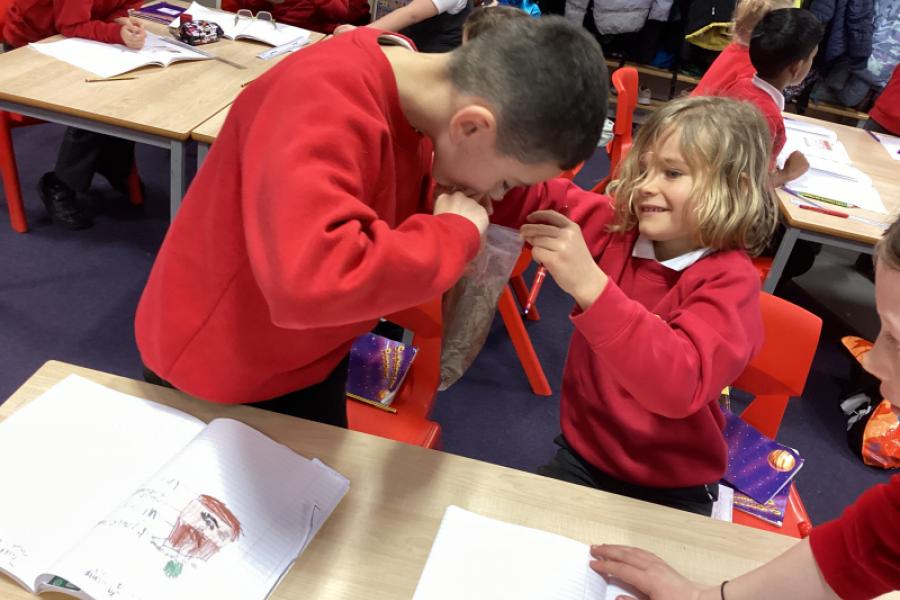 Science Investigation Broadbent Fold Nursery Primary School science-investigation-broadbent-fold-nursery-primary-school