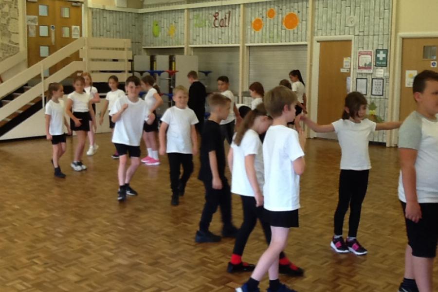 Perfect Dance | Broadbent Fold Nursery & Primary School